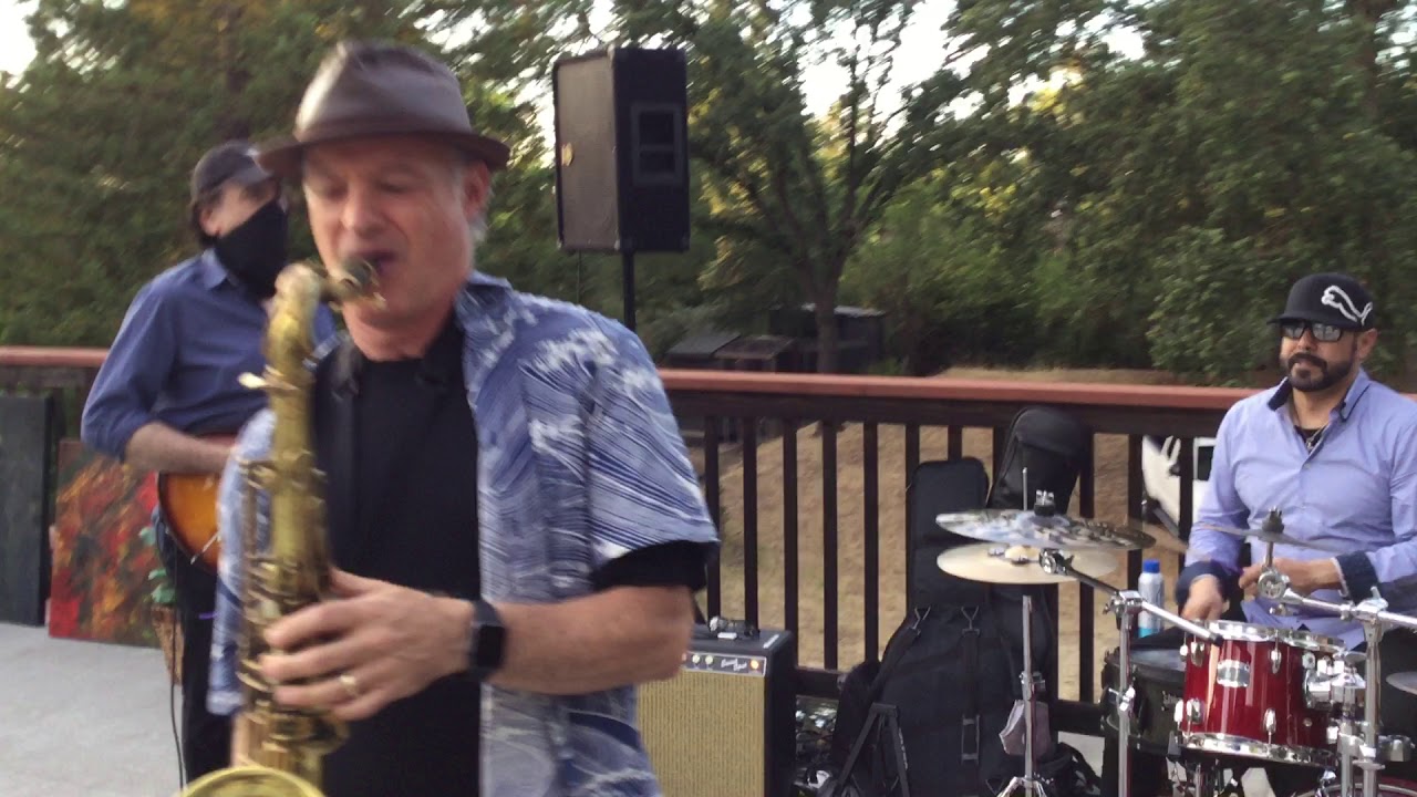 A short clip from Volume one of Peter Baron's "Backyard Series" Improv ...