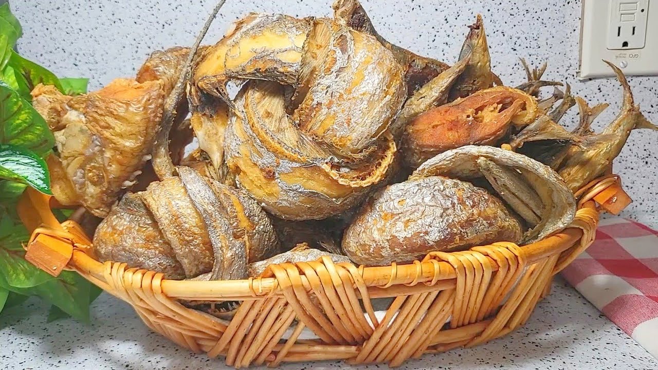 How to fry fish Ghana style /ghana fried fish recipe/easy Ghana tilapia ...