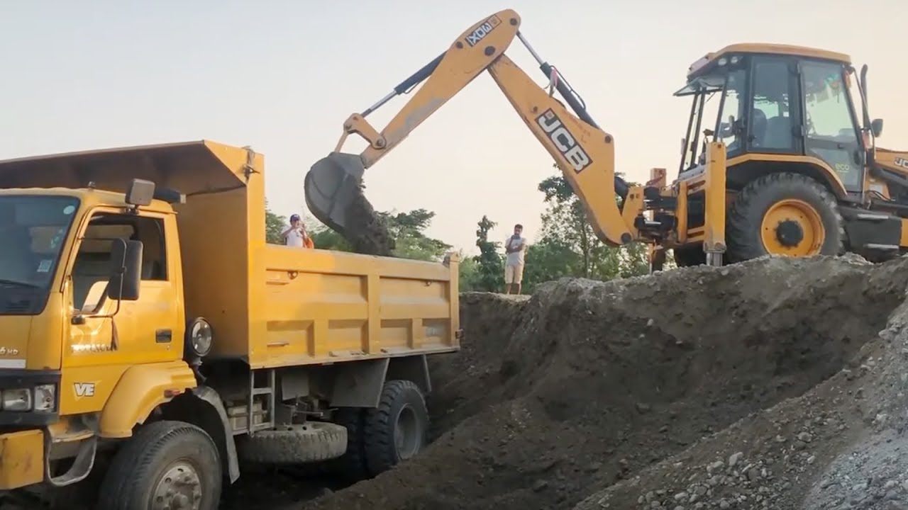 JCB Backhoe Loader Machine Loading on Mixed Ballast Tipper in Crusher ...