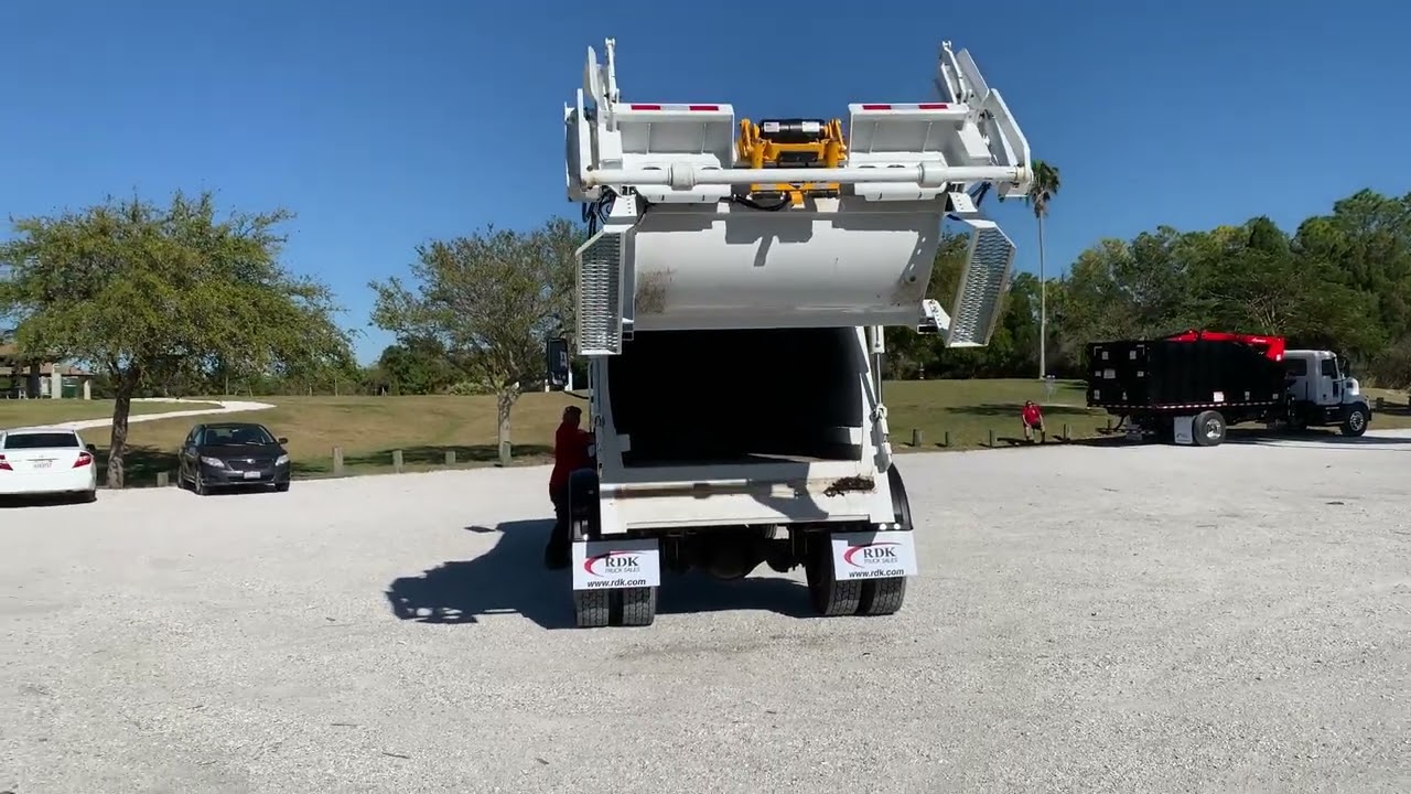 2022 Mack MD6 Rear Loader - YouTube