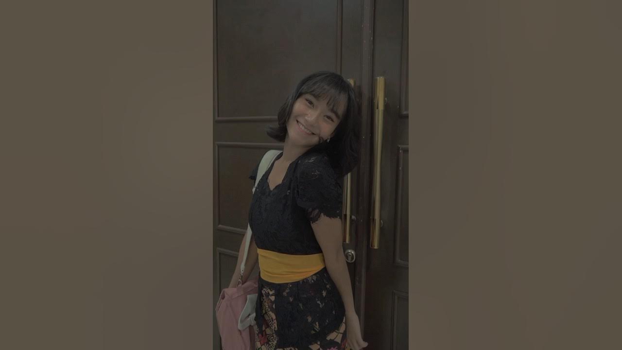 FREYA MODE KEBAYA #freyajkt48 #jkt48 - YouTube