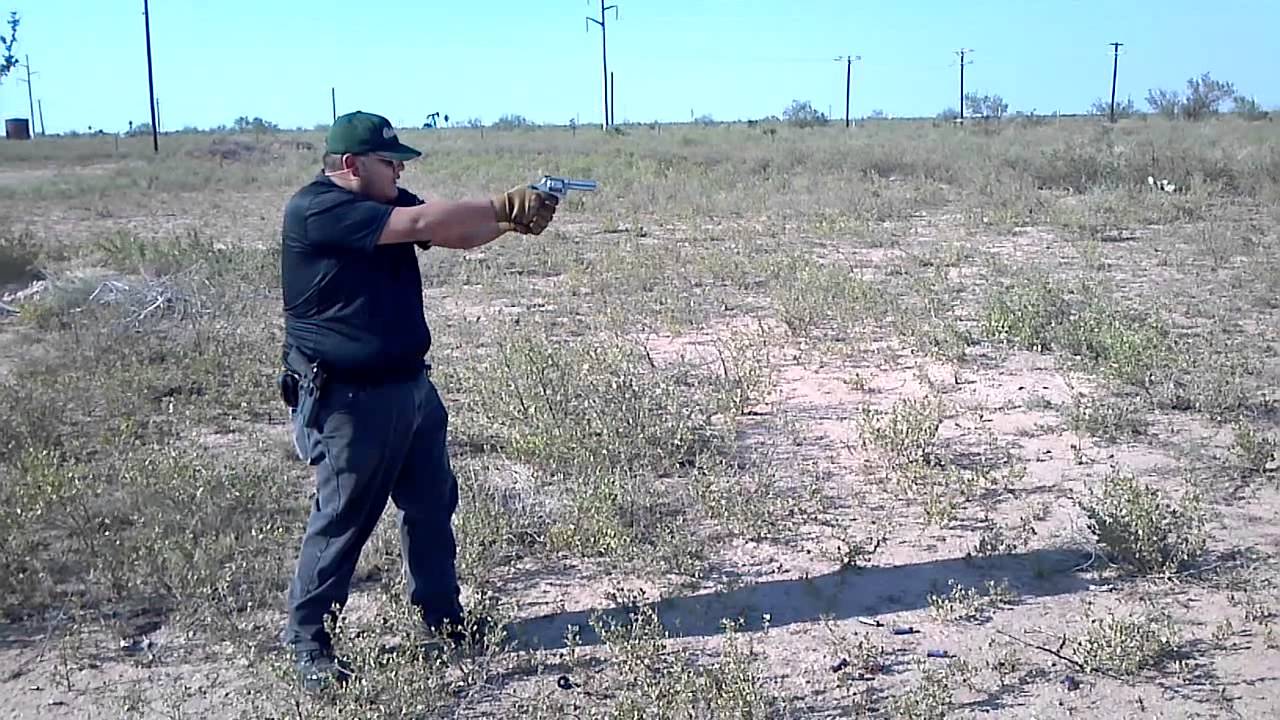 Taurus M66 reload using speed loaders - YouTube