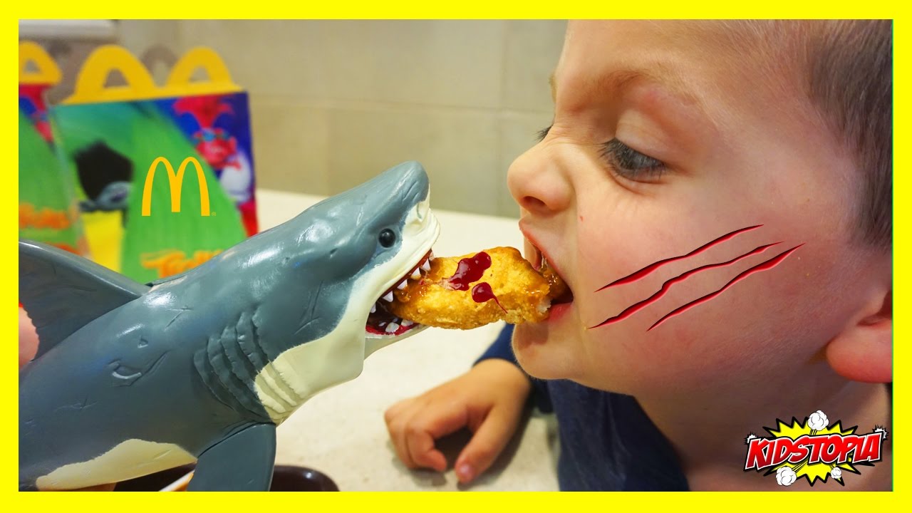 Feeding Pet Shark McDonald’s Chicken Nuggets Fries, Pet Shark ...