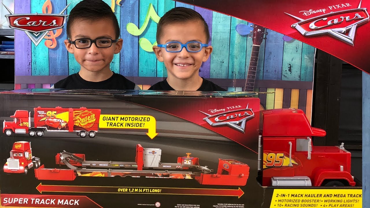 Super Track Mack Playset Disney Pixar Cars - YouTube