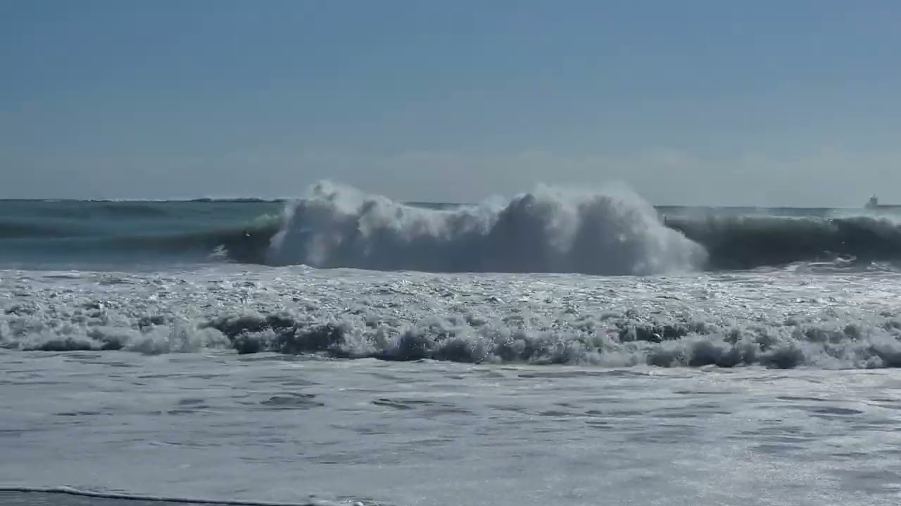 Hurricane Ian- South Beach Miami Surf - YouTube