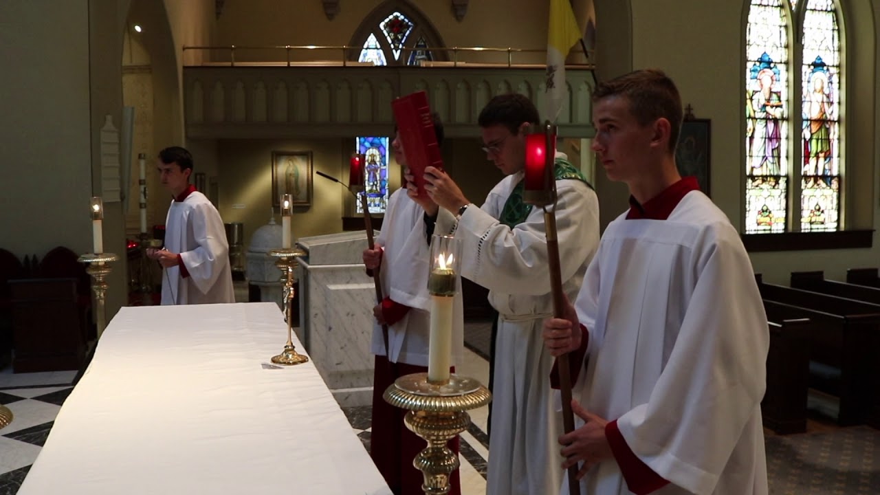 Incensing the Book of the Gospels - YouTube