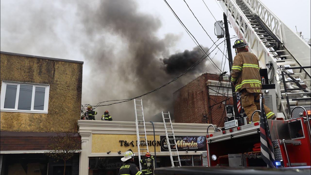 Firefighters battle 3 alarm blaze in South River NJ Over Weekend - YouTube