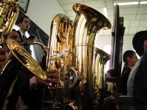2 Sax Contrabaixo Hino 366 Ensaio Regional CCB - YouTube