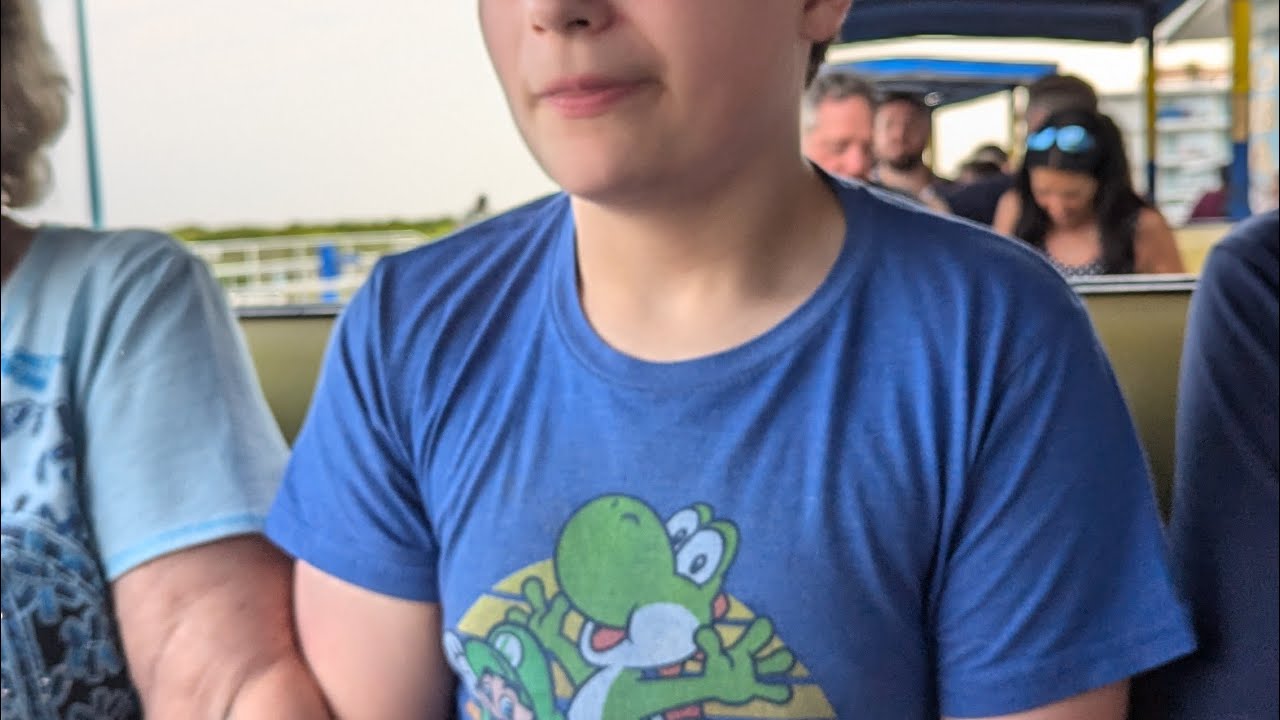 UNIVERSAL EARRAPE - YouTube