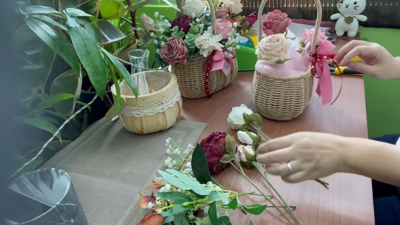 DIY FAUX Flower Basket | Tutorial | All Material Provided | Huamama Singapore - YouTube
