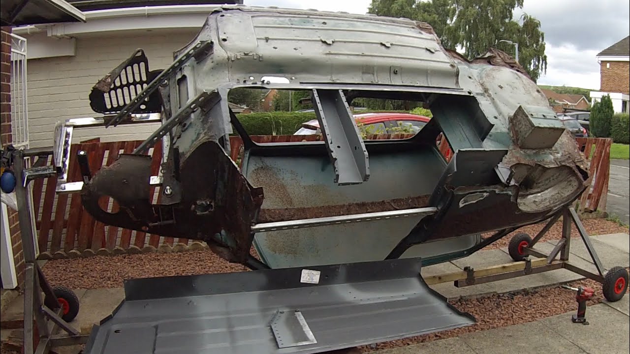 Classic Mini Mk1 Conversion - how to fit new floors - Part 5 - YouTube