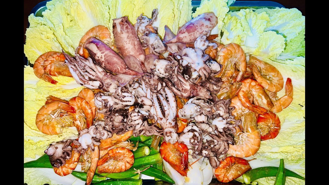 Shrimp With Octopus Seafood Sauce | បង្គានិងមឹកពីងពាងស្រុះ ...