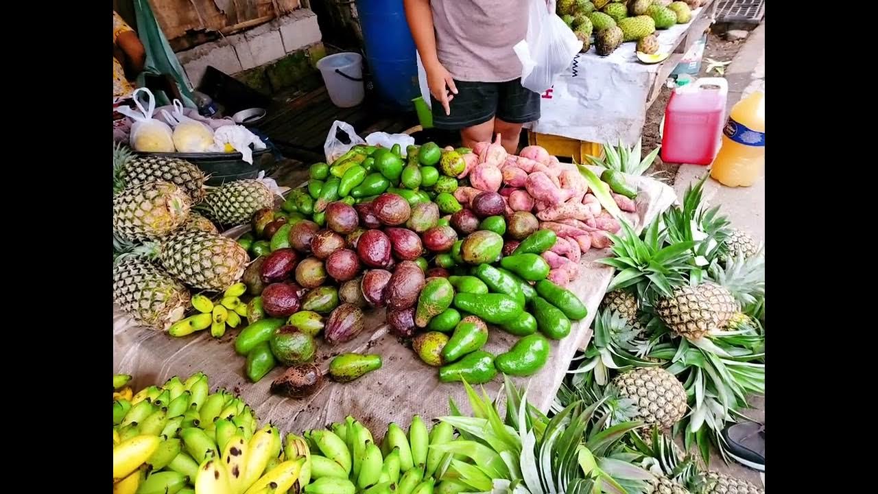 Tindahan sa bundok ng mga prutas#philippines - YouTube