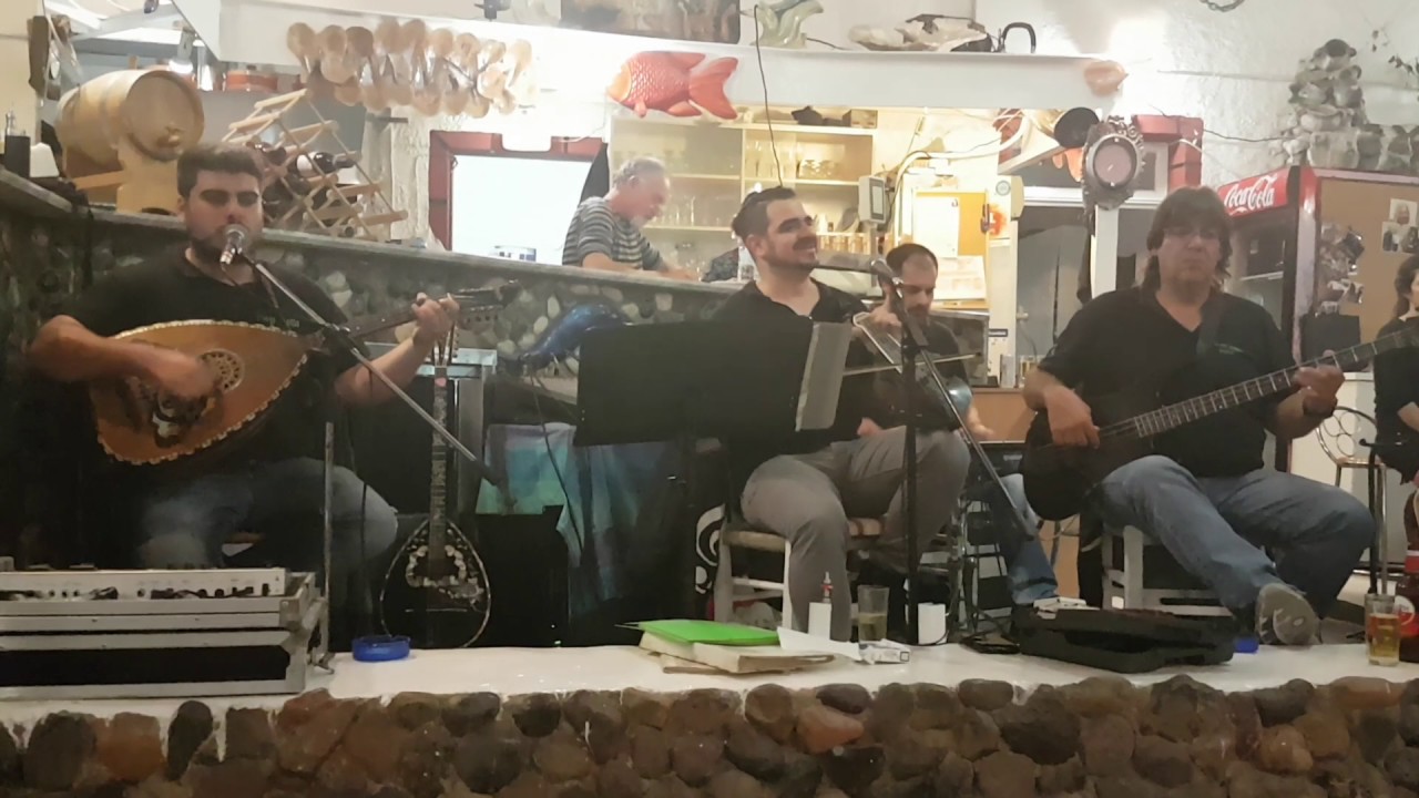 Έρχεσαι και φεύγεις! Ενότητα με όμορφα νησιώτικα με τους Θηραίους μας ...