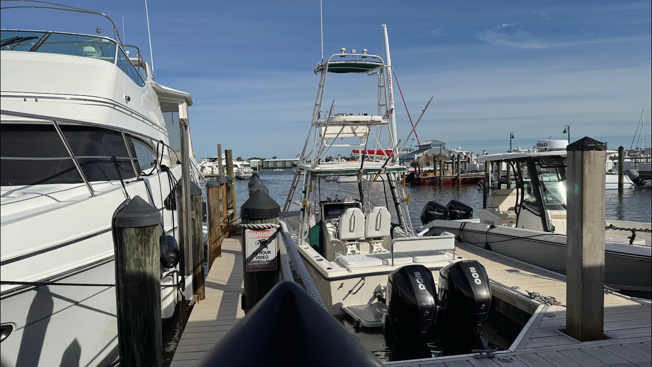 13 mile spot (three keeper snapper, unusual fish) - YouTube