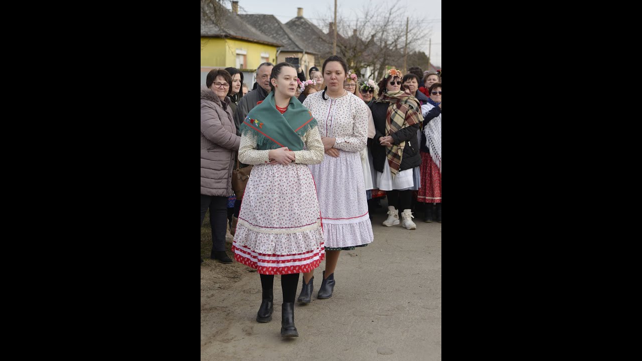 Panyolai Farsang 2025. február 8., Hungarian Carnival in Panyola - YouTube