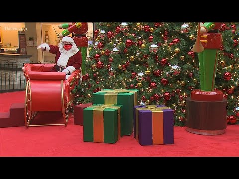 Santas adjust traditional holiday visits with families due to COVID-19