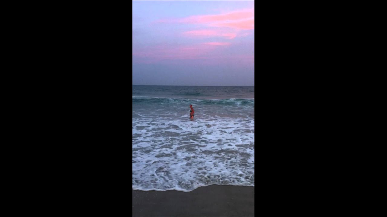 Mary Peeing In The Ocean Youtube