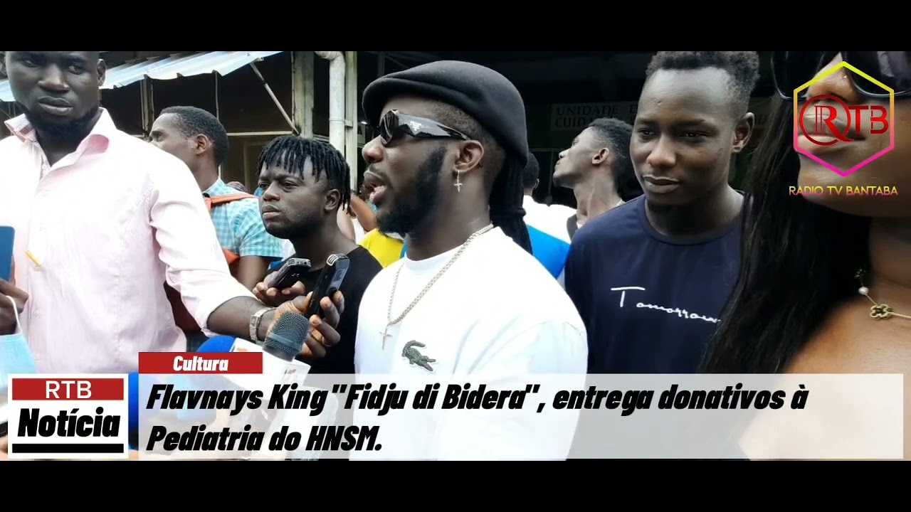 Músico guineense Ismael Nanque, vulgarmente conhecido como Flavnays ...