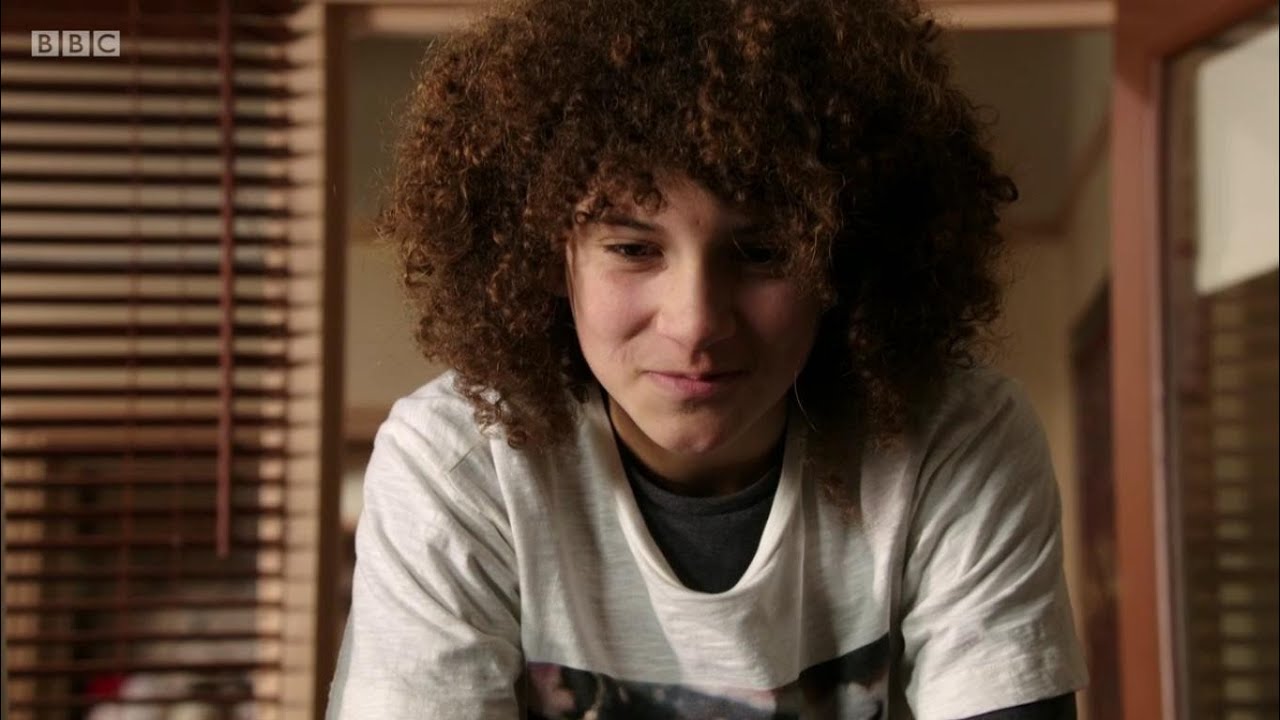 The Dumping Ground S4 Ep5 Hold the Front Page - YouTube