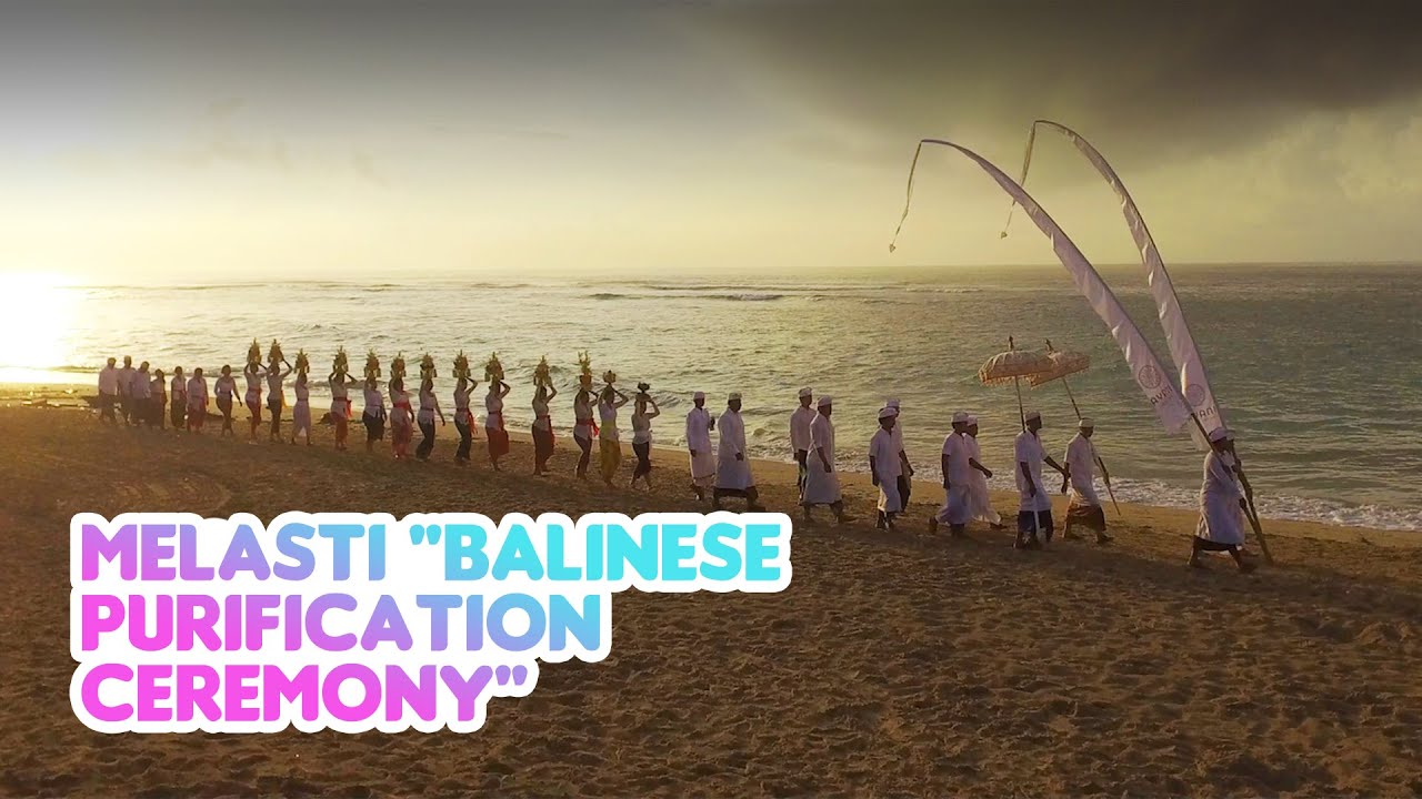 MELASTI : BALINESE PURIFICATION CEREMONY #BaliGoLiveCulture - YouTube