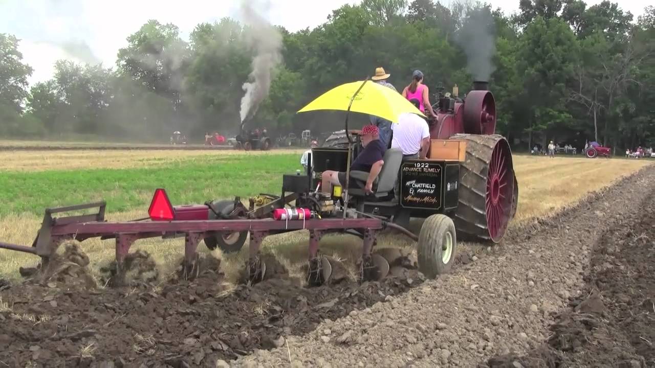 Michigan Steam Engine and Threshers Club - YouTube