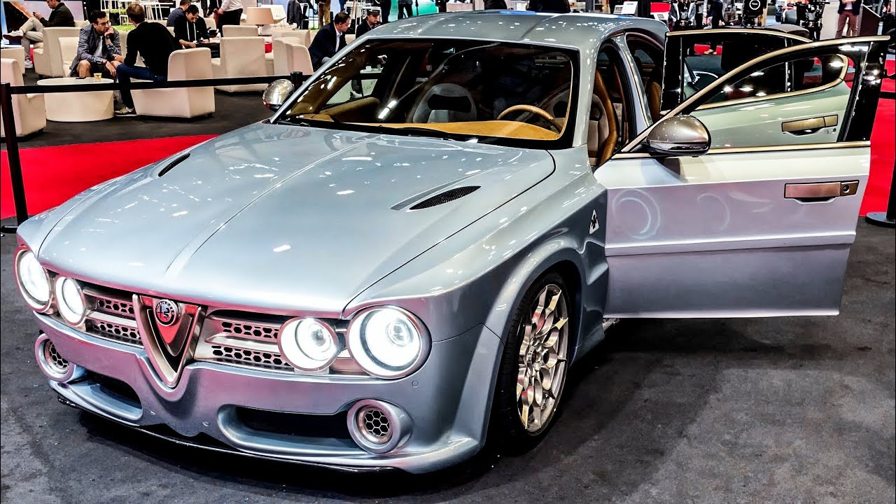 Alfa Romeo Giulia Erreerre Fuoriserie - Walkaround 4K - YouTube