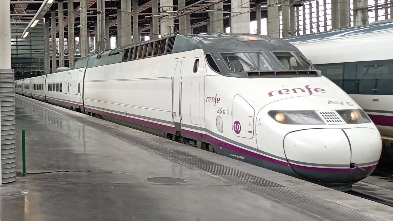 S100.010~Ave 2150, saliendo de Puerta de Atocha a Sevilla. - YouTube