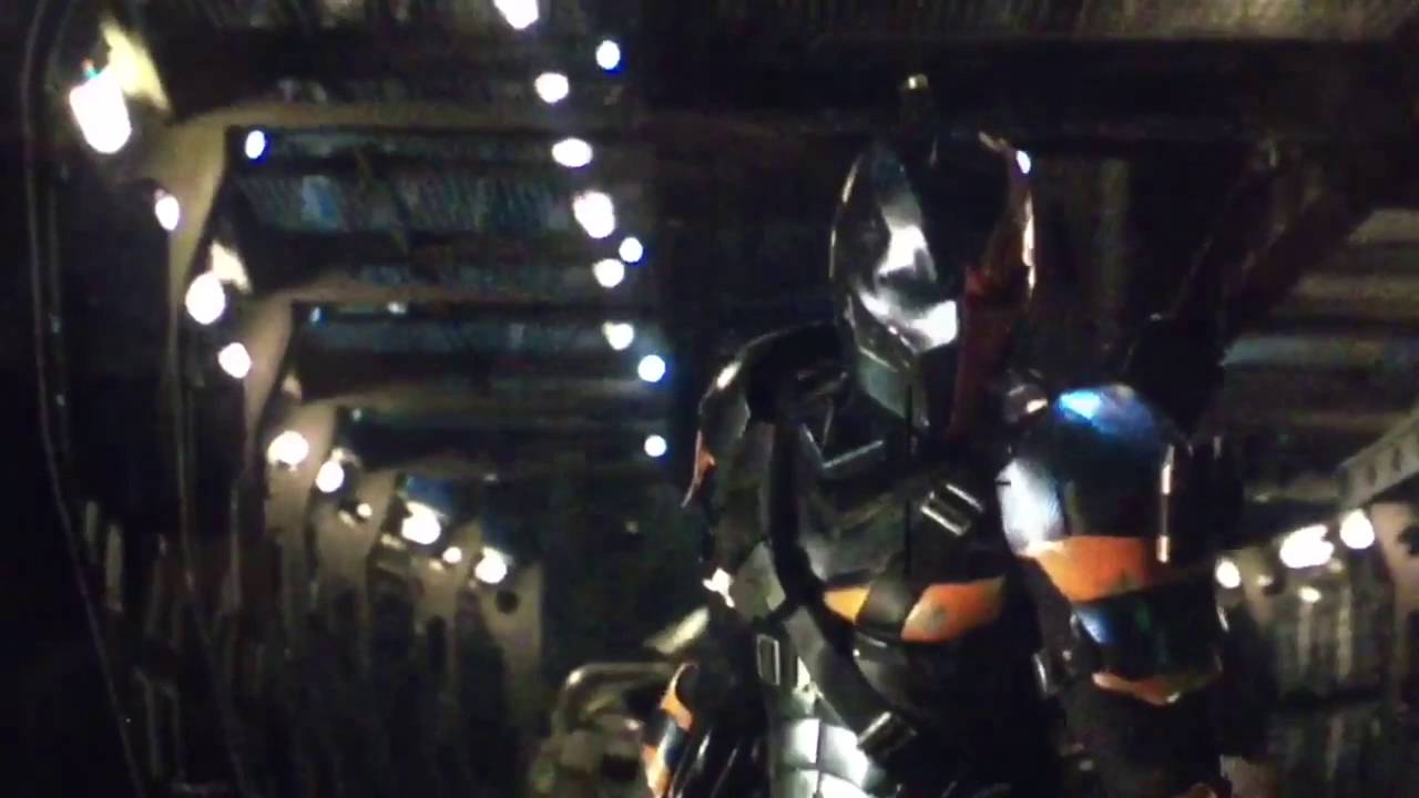 Deathstroke (Slade Wilson) On Justice League Set (Video) - YouTube