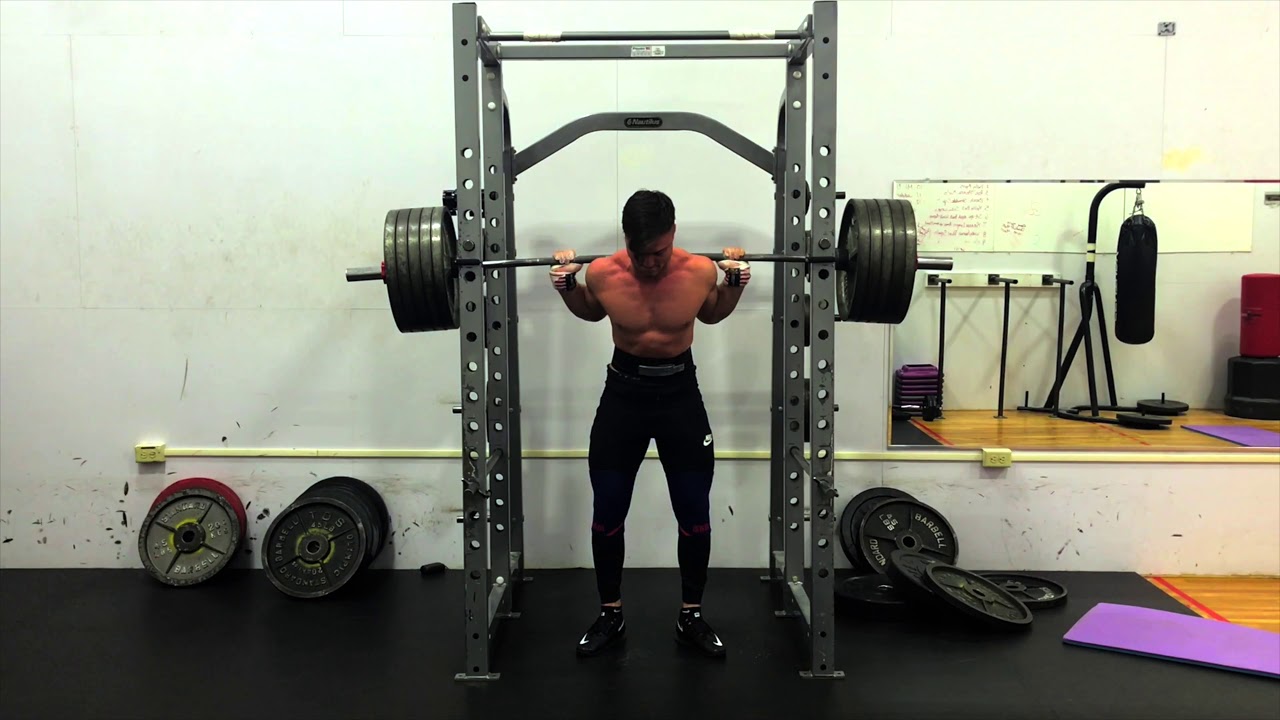 5 PLATE SQUAT 19 YO 183LB BODYWEIGHT - YouTube