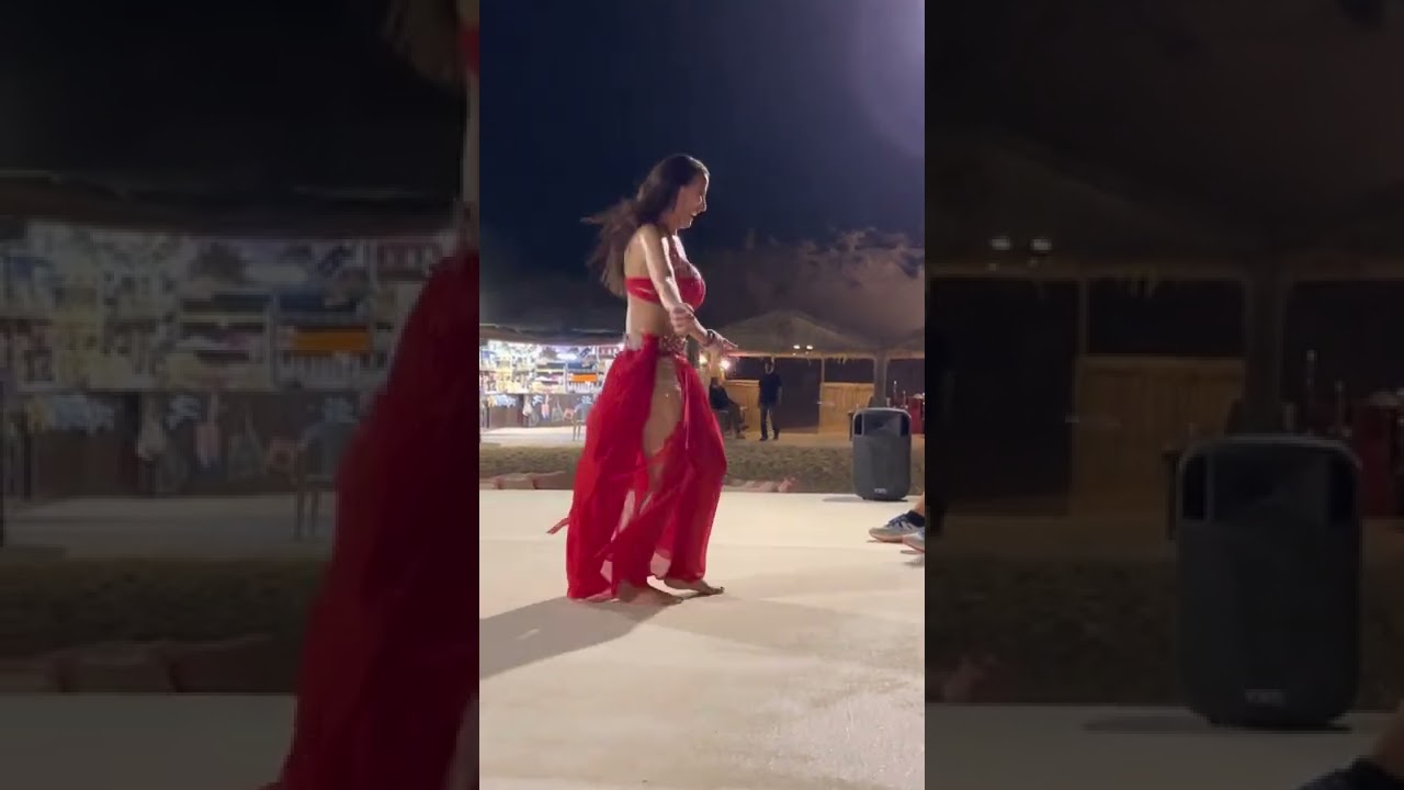 Dubai Safari Beautiful Show Belly Dancing 😍🔥😍🔥 - YouTube
