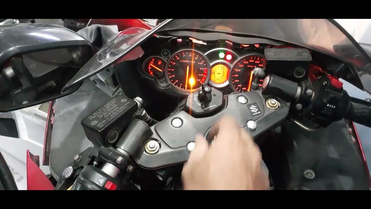 Inside a Suzuki motorcycle service center : Part 2 - YouTube