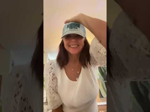 Sexy Sherry baby rocks … looks what you made me do - YouTube