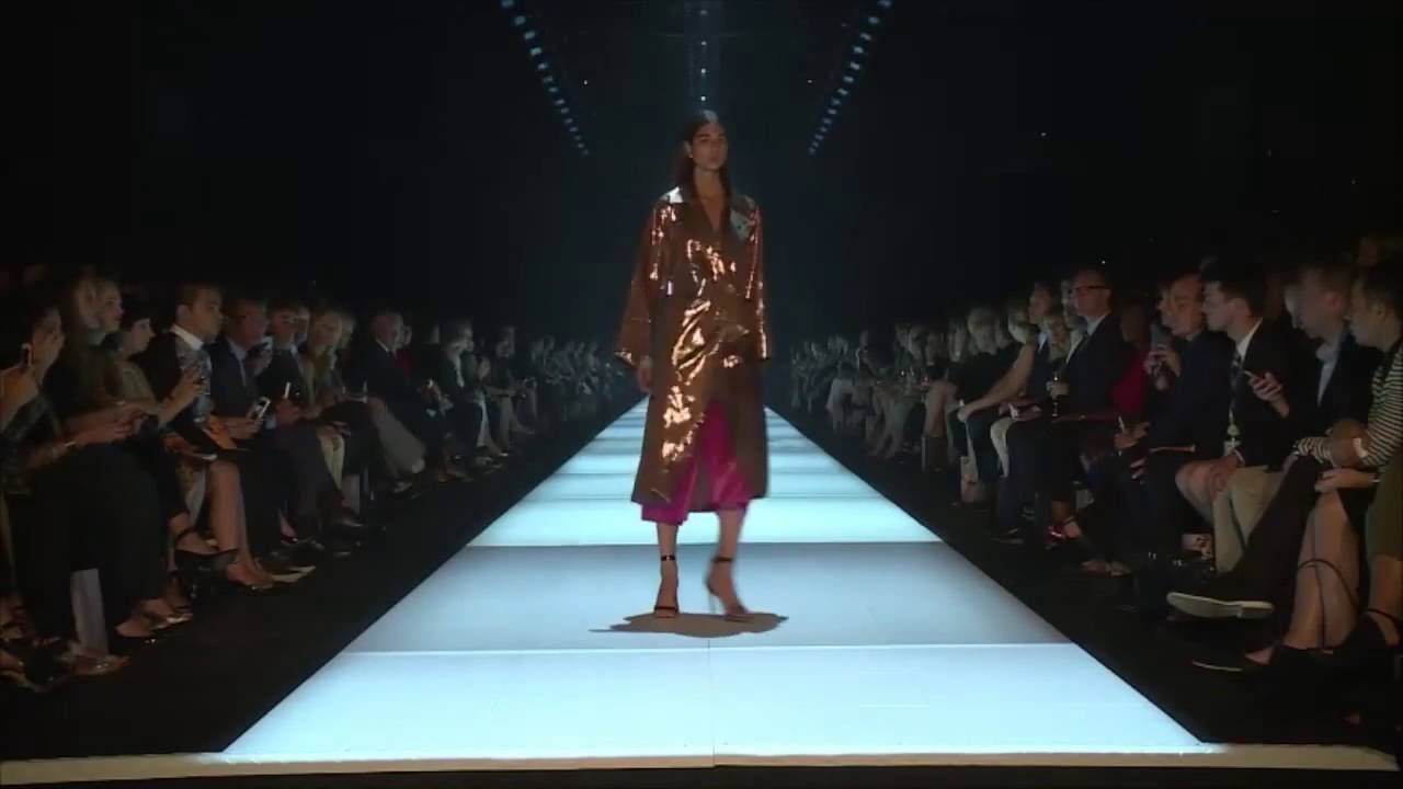 VAMFF Runway 1: Dion Lee and Scanlan Theodore - YouTube