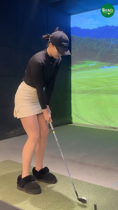 필드못가는 요즘! 스판력 좋은 이너 입고 편안하게 스윙연습하세요~~ 🖤 | KLPGA 노주영(Juyoung No) #골프레슨_동탄 - YouTube