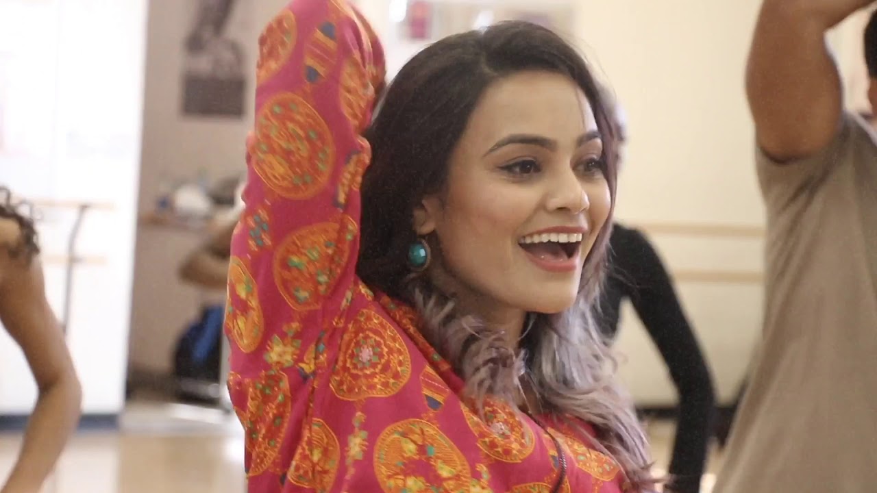 Master Dance Class at Paseo Academy with Taj Express company - YouTube