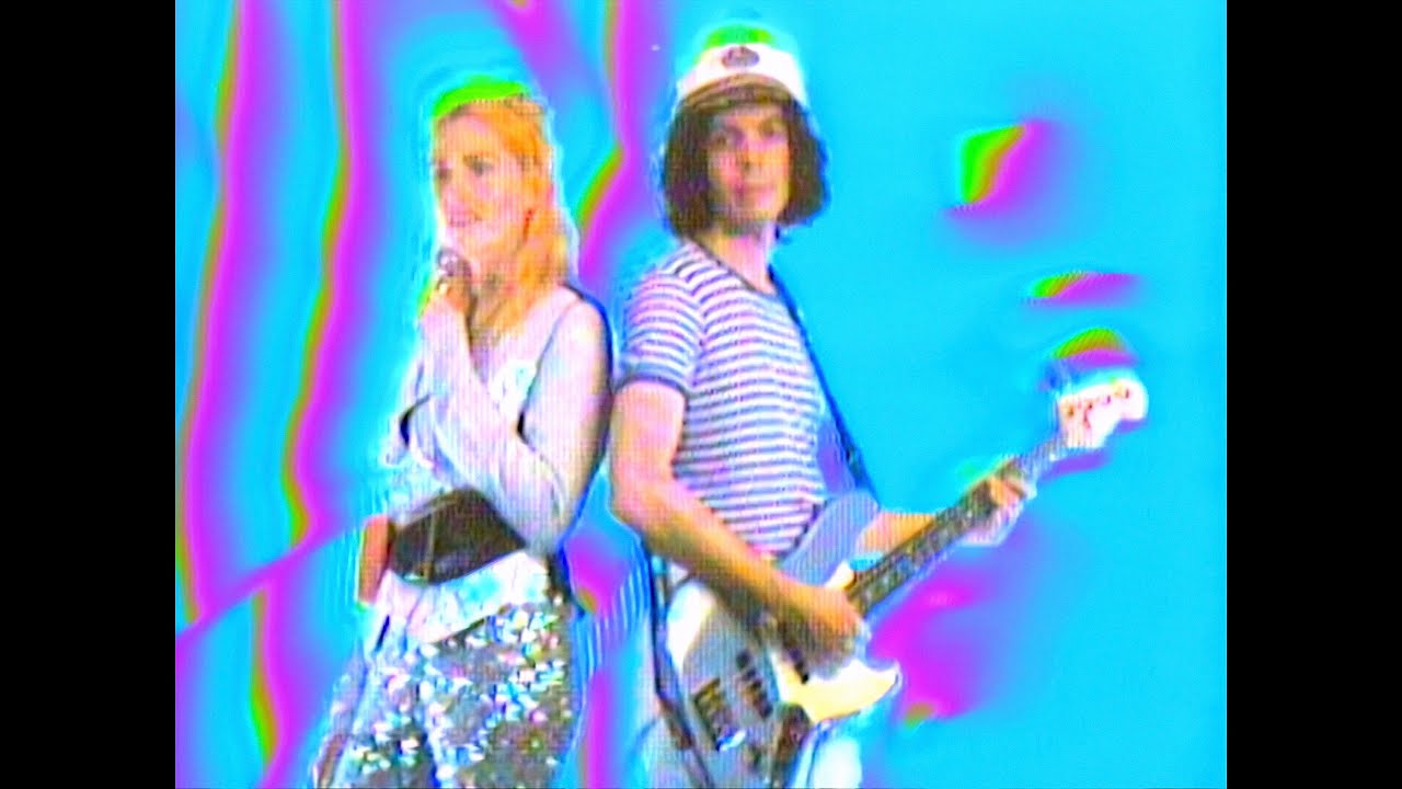 abracadabra - swim (Official Music Video) - YouTube