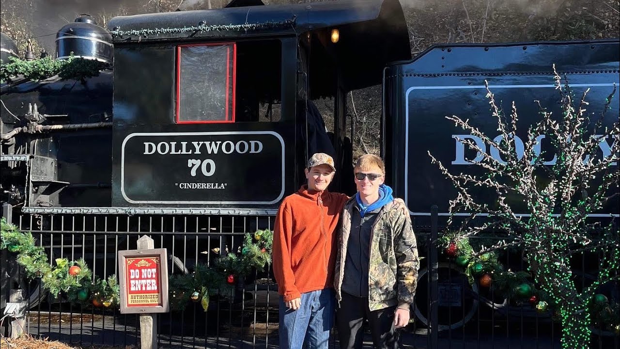 Dollywood Express 70 Summit Whistle (November 2022) - YouTube