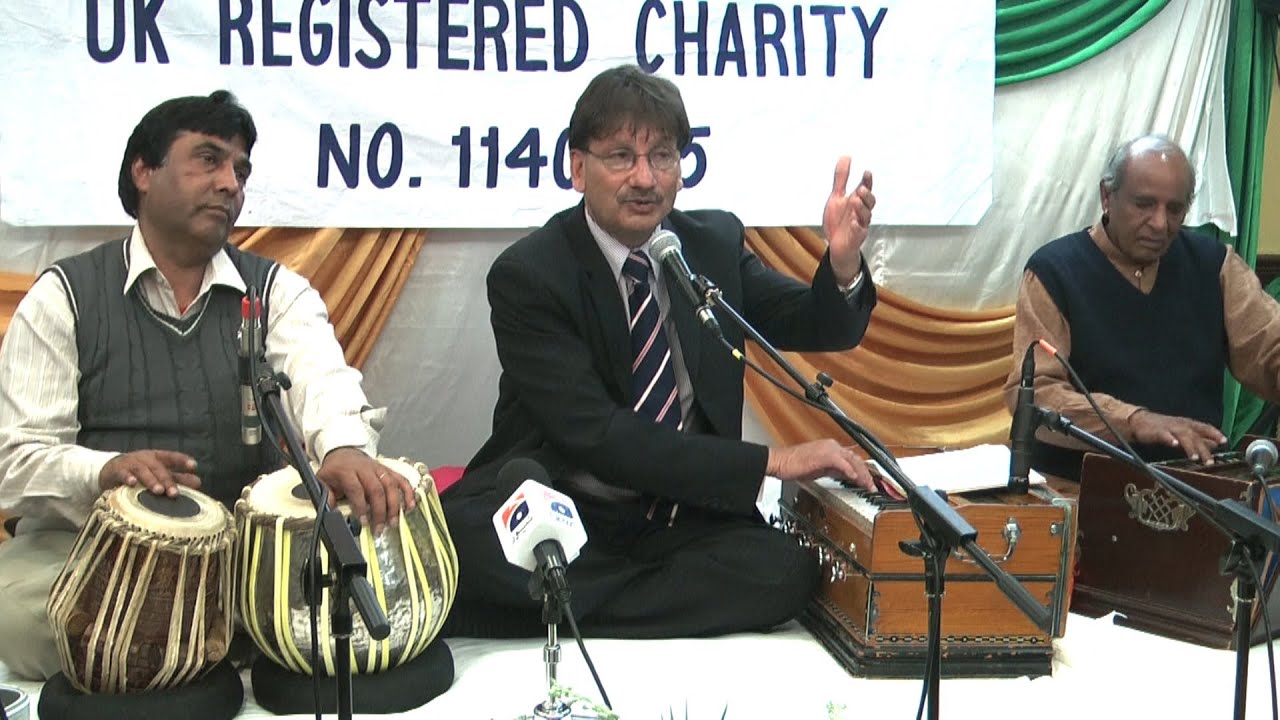 Zindagi Apni Guzar jayegi Aram k Sath singer Rajab Ali - YouTube