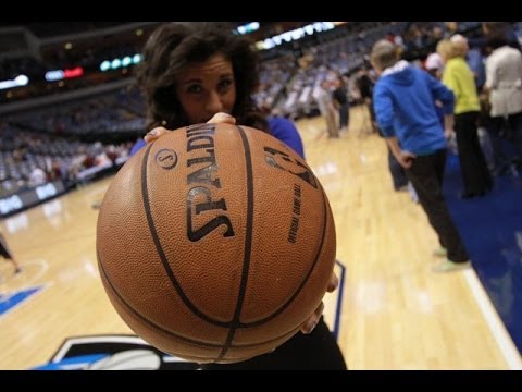 BEHIND THE SCENES OF A FEMALE SPORTS REPORTER (PART 1) - YouTube