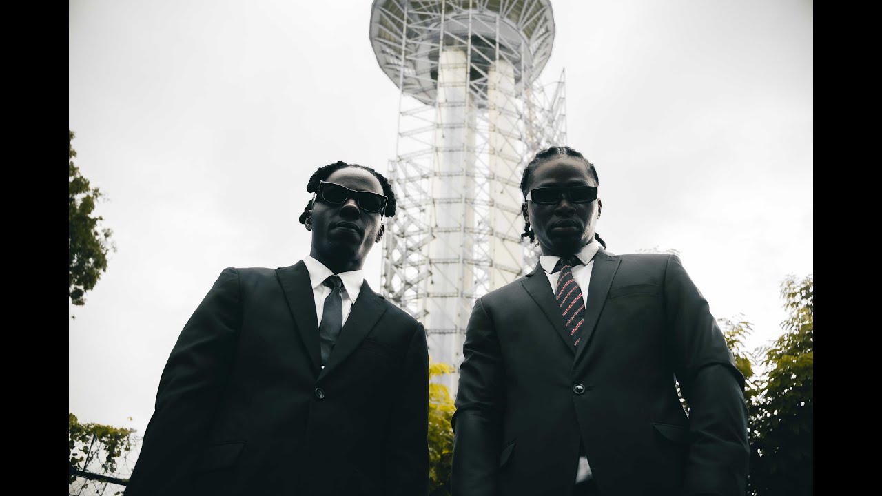 Omo Mehn Official Video by 4Runna Ft Kblacktheblack. - YouTube