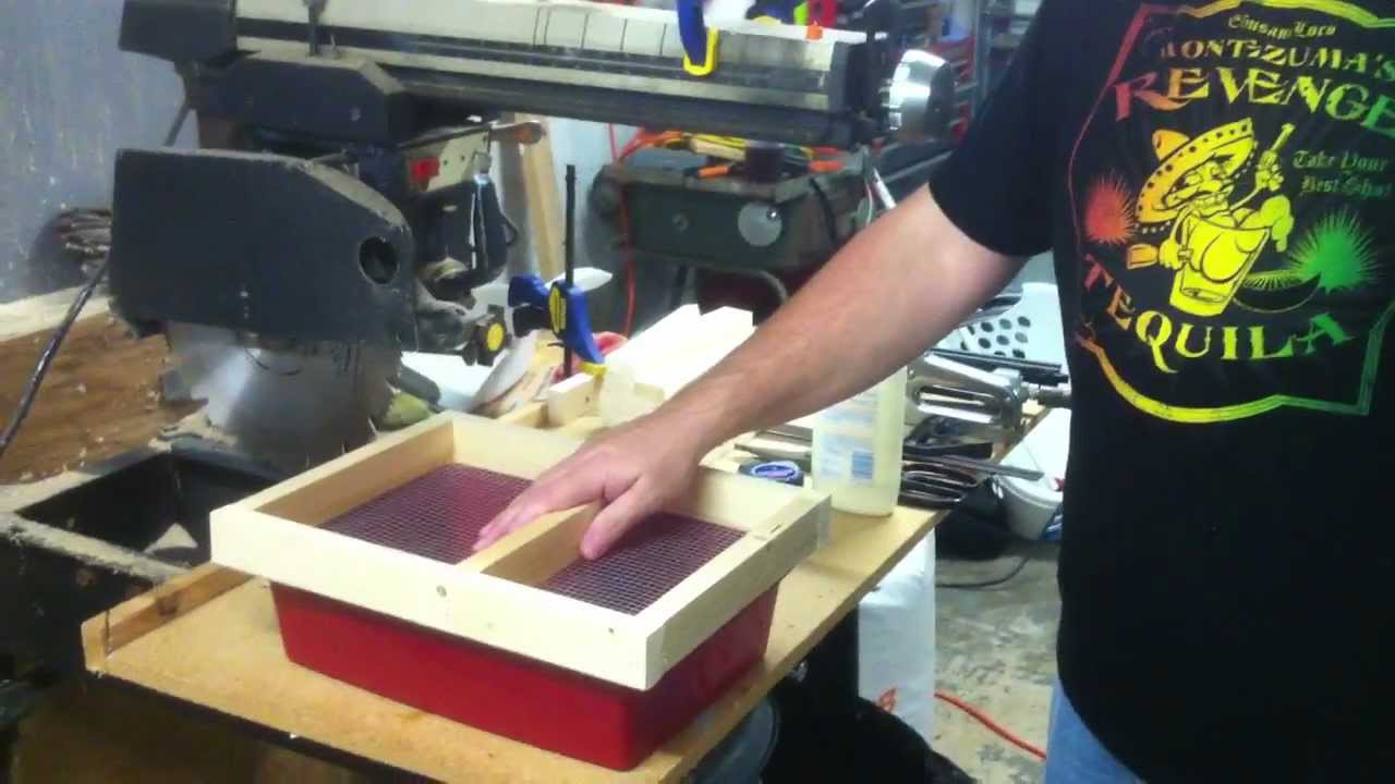 Small Mouse Breeding Rack - YouTube