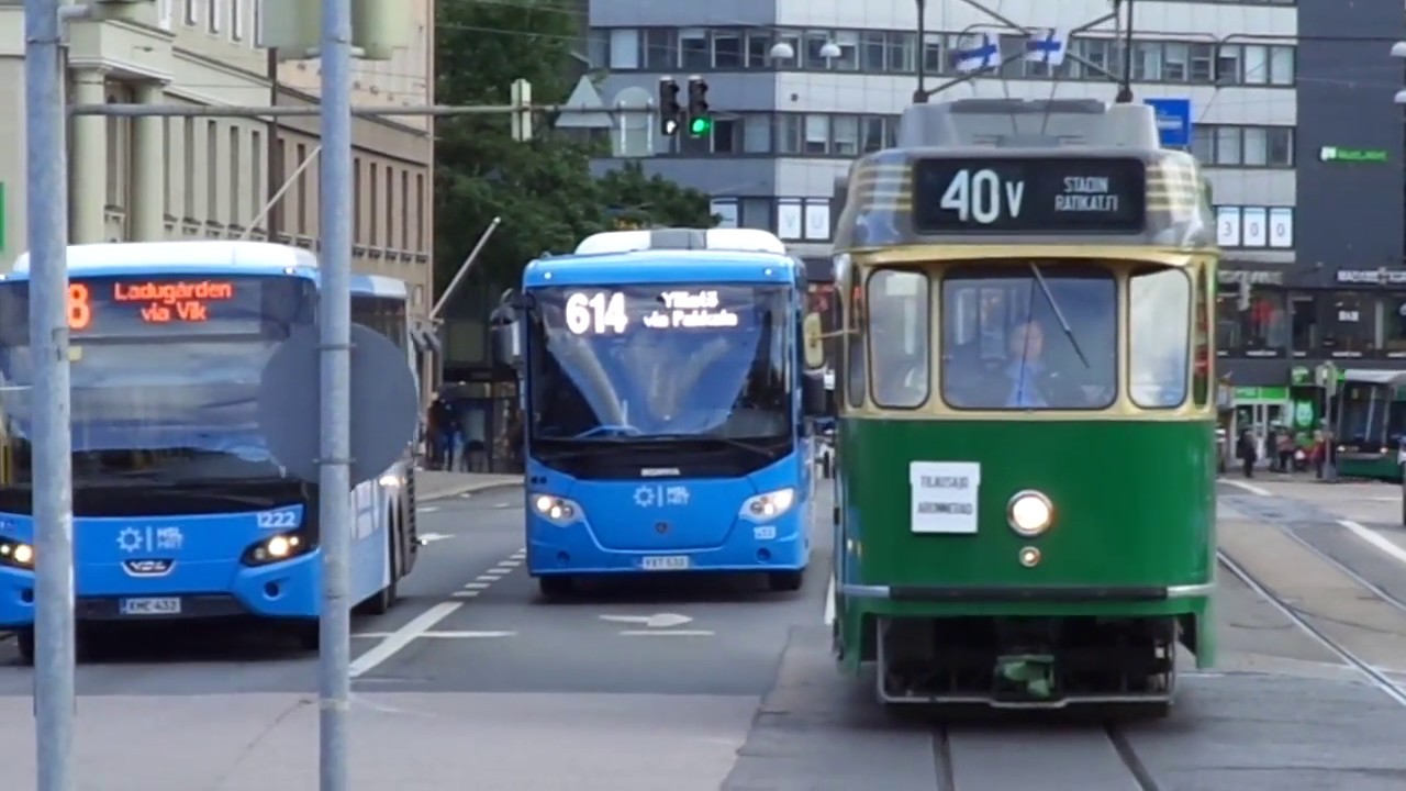 Trams of Helsinki 36: Bombardier Variotram MLRV1 #217 on line 8 (20.07. ...