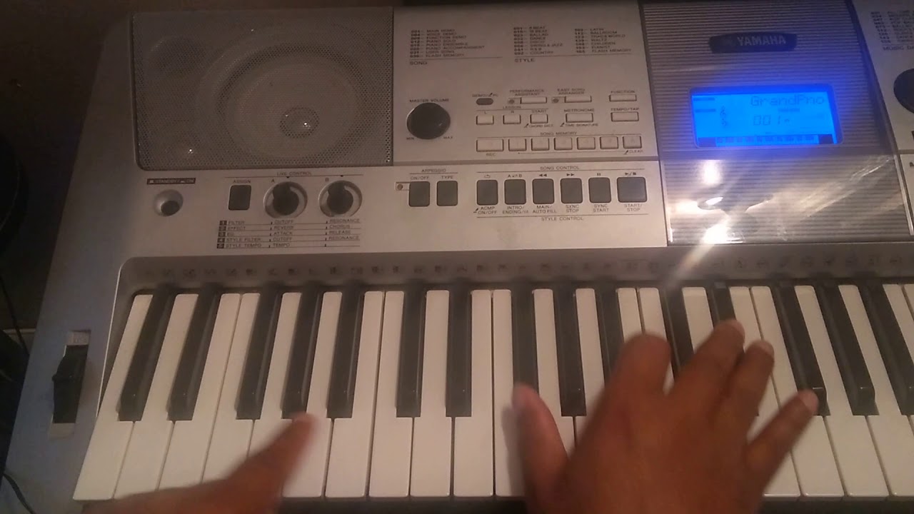 How to play He Promised Me by BeBe Winans on piano - YouTube