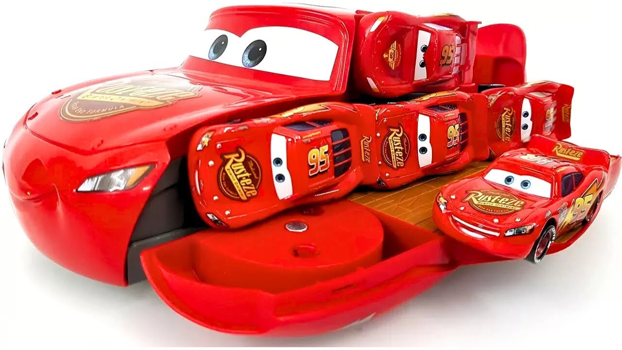 Disney Pixar Cars Unboxing Review Transformation Lightning McQueen Toys ...