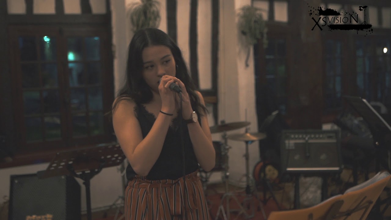 Lou mai Live Adieu "coeur de pirate" - YouTube