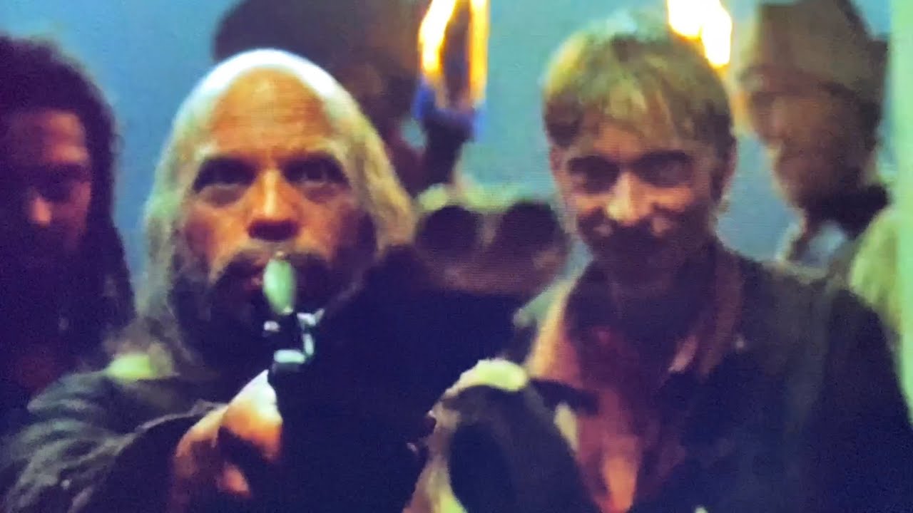 Pirates of the Caribbean 1 - Hello Chum - YouTube