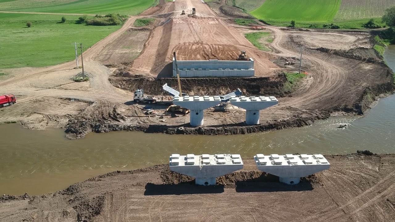 Video, autostrada Sebes Turda, raul Sebes, 20 aprilie 2018 - YouTube