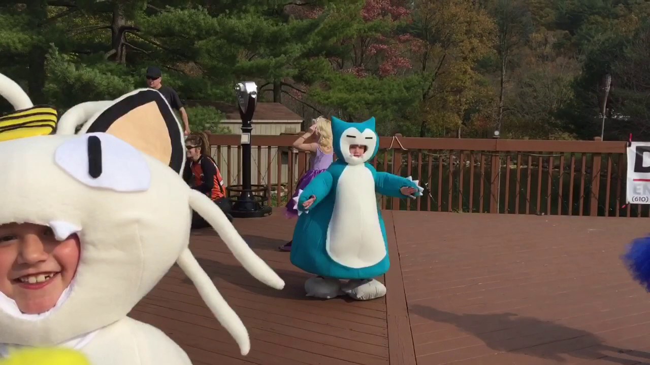Snorlax Dance with Meowth - YouTube