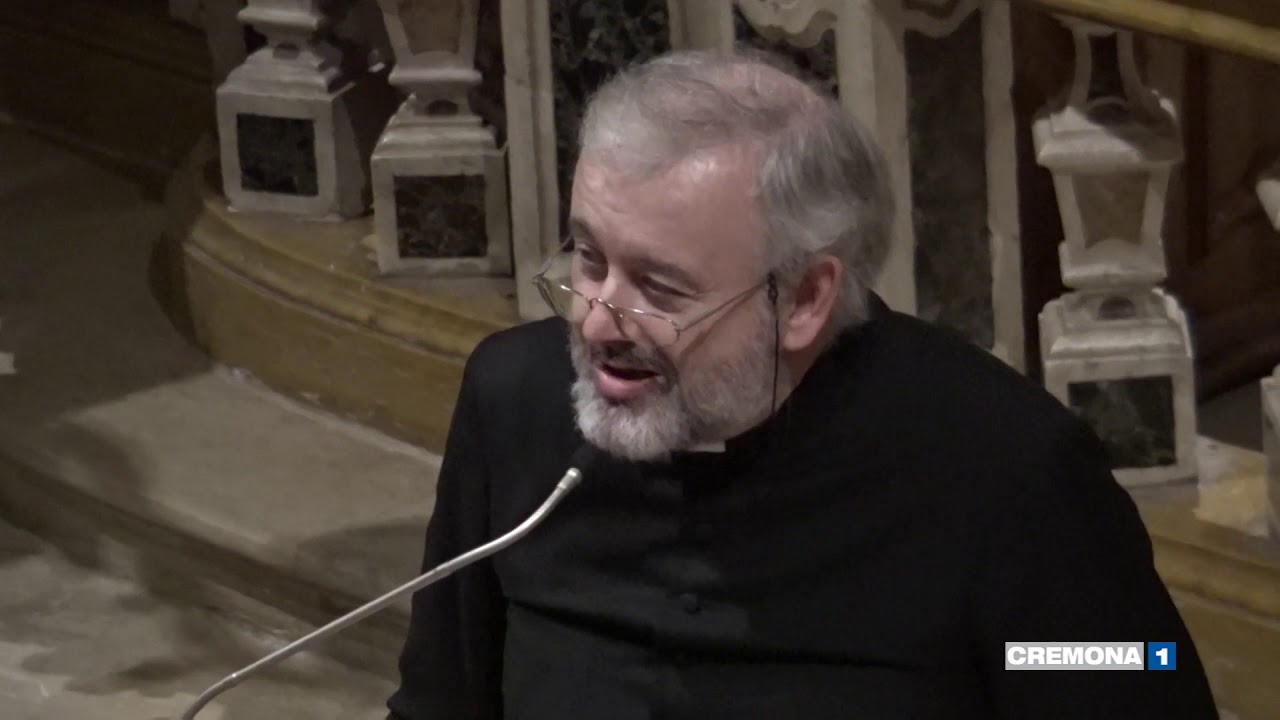 A SABBIONETA LA BENEDIZIONE SPECIALE DA DON SAMUELE RIVA CONTRO IL ...